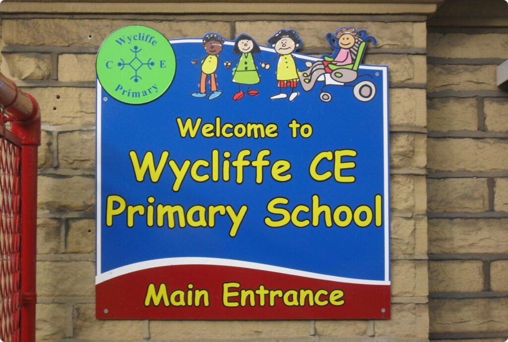 Main Entrance Sign - Signs2Schools